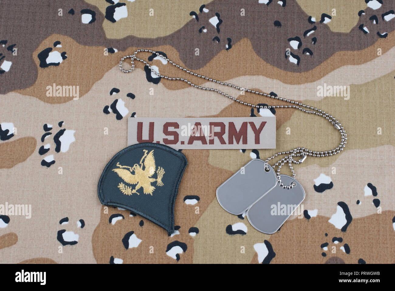 US ARMY desert uniform with dog tags Stock Photo - Alamy