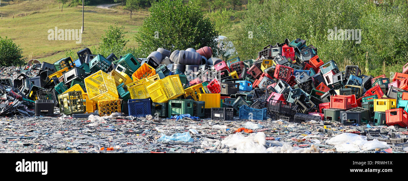 Big bunch of plastic waste for recycling Stock Photo - Alamy