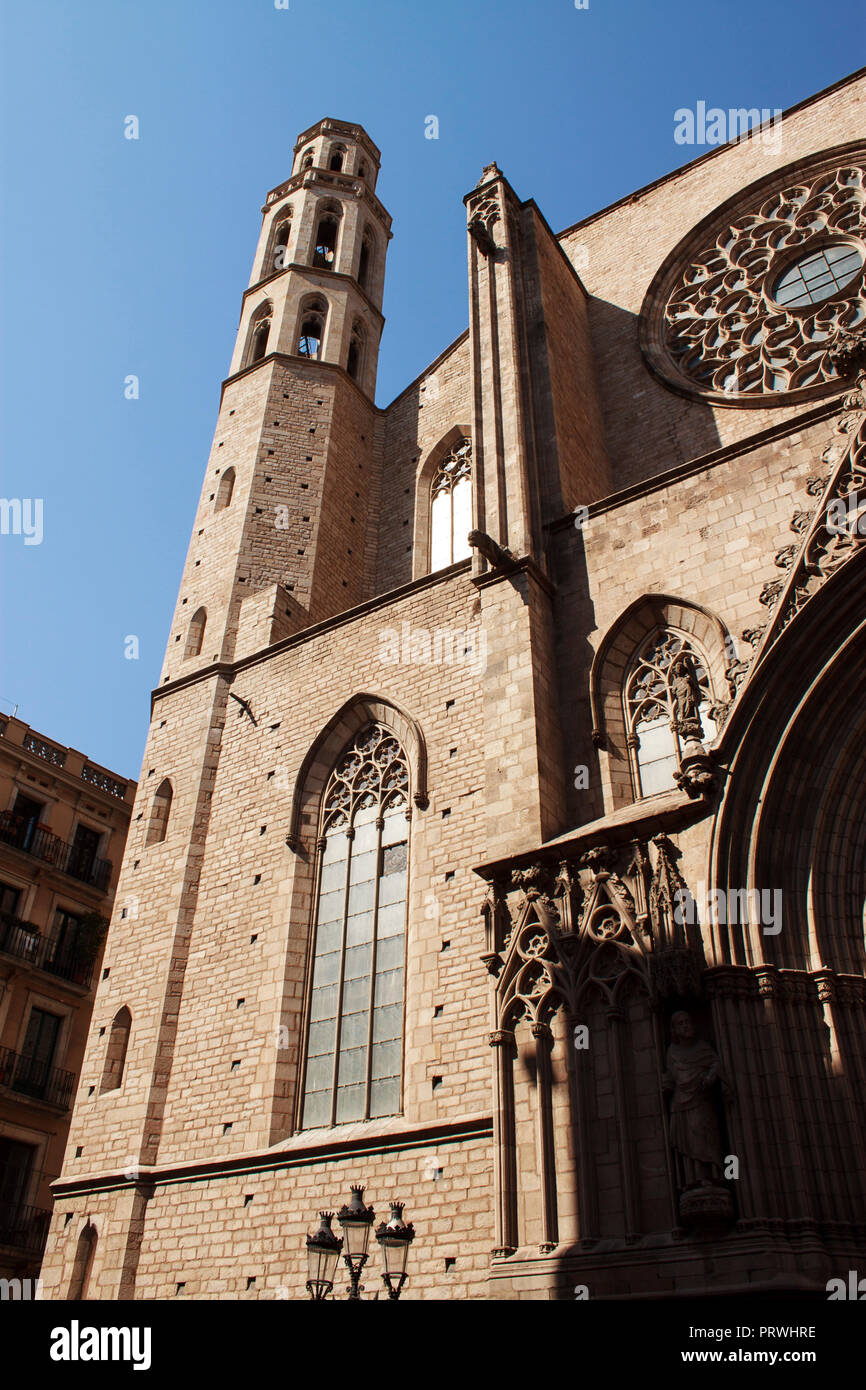 Basílica de santa maria del mar hi-res stock photography and images - Alamy