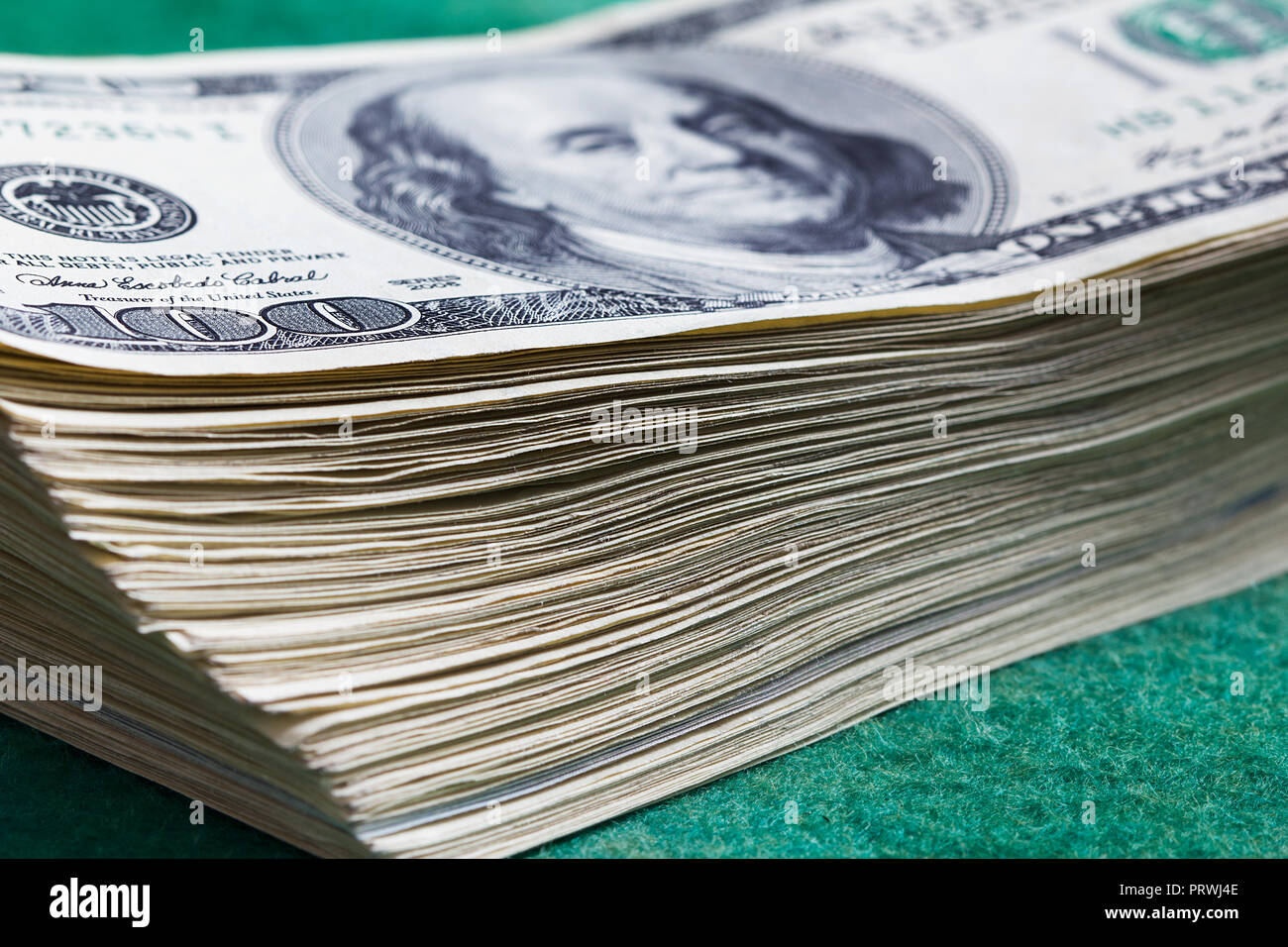 Stack hundred hi-res stock photography and images - Alamy