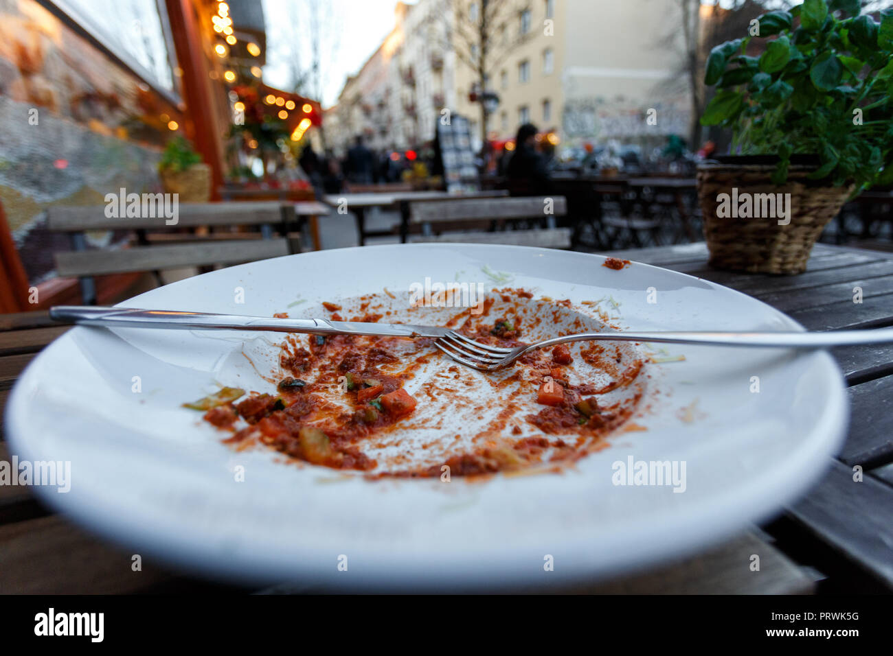 Finished meal at restaurant. Street food Stock Photo - Alamy