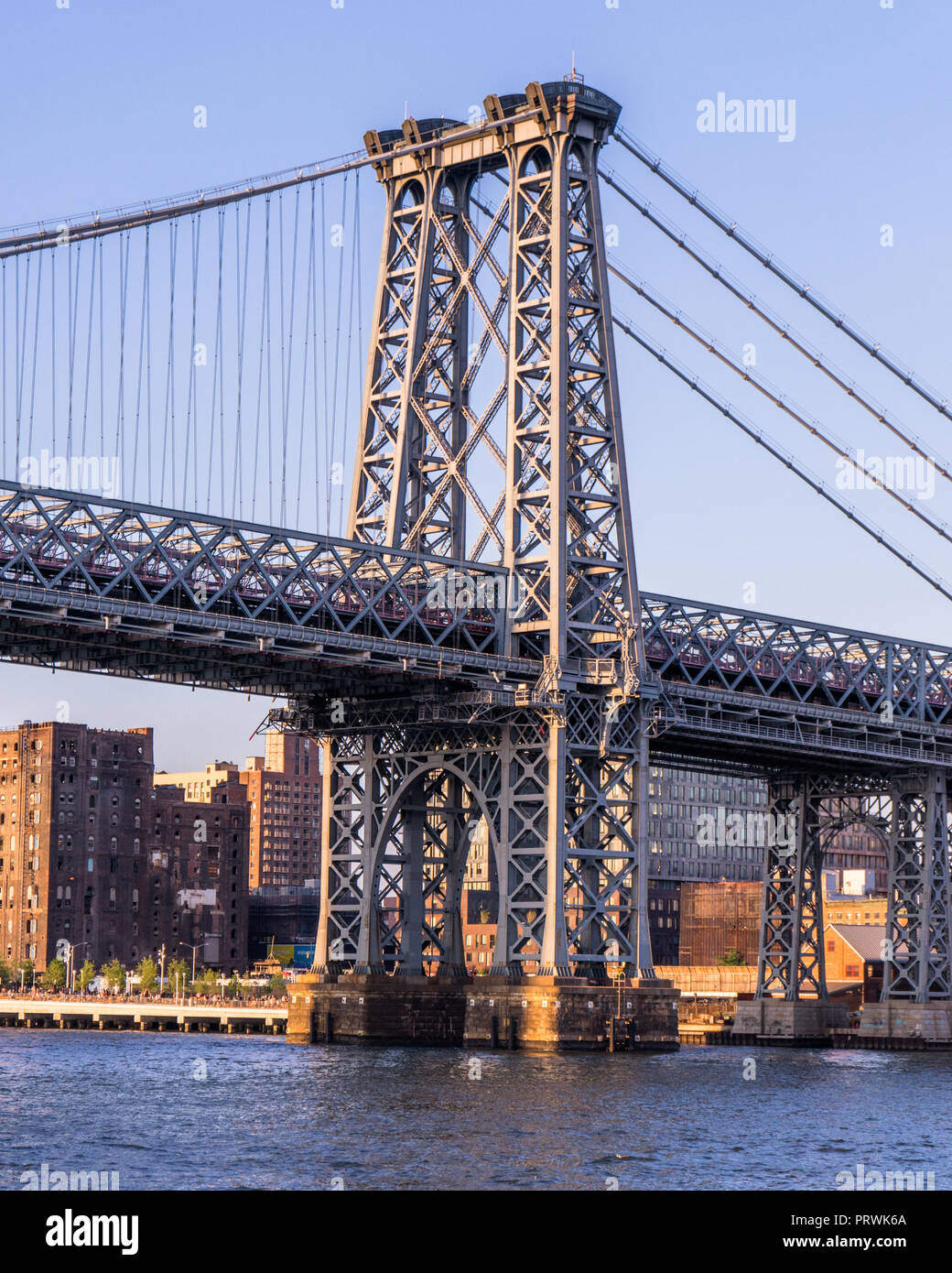 Historic Williamsburg bridge in new york city Stock Photo - Alamy