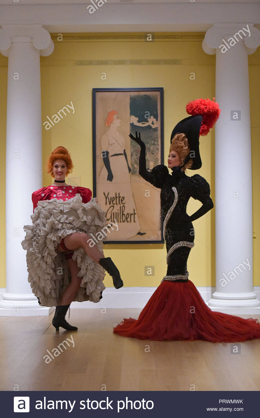 Moulin Rouge Paris Dancers High Resolution Stock Photography and Images ...