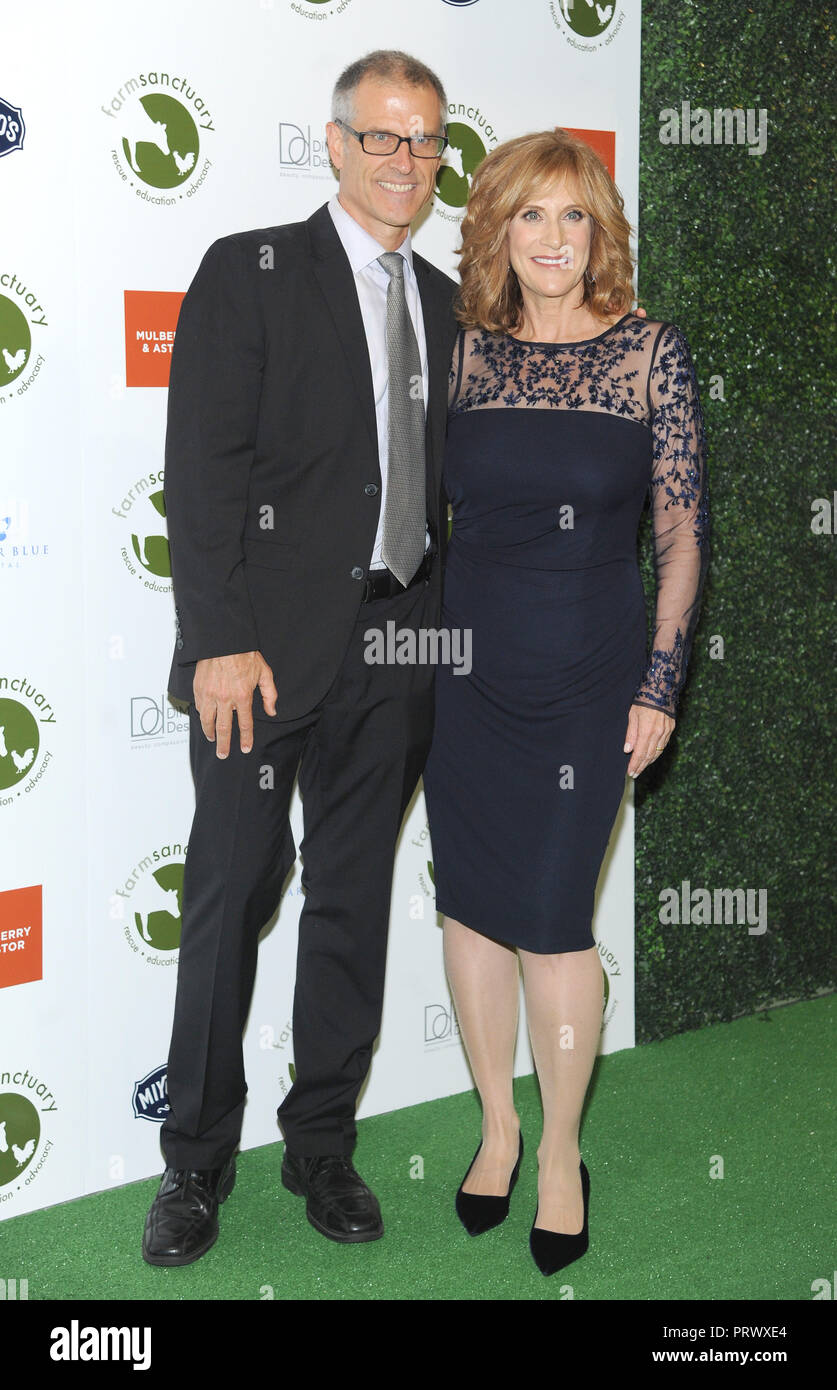 New York, NY, USA. 04th Oct, 2018. Farm Sanctuary President Gene Baur ...
