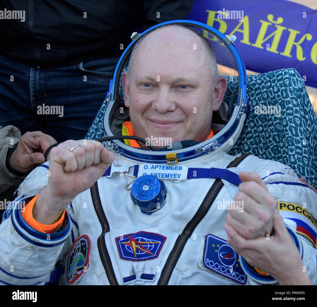 Astronaut in space chair hi-res stock photography and images - Alamy