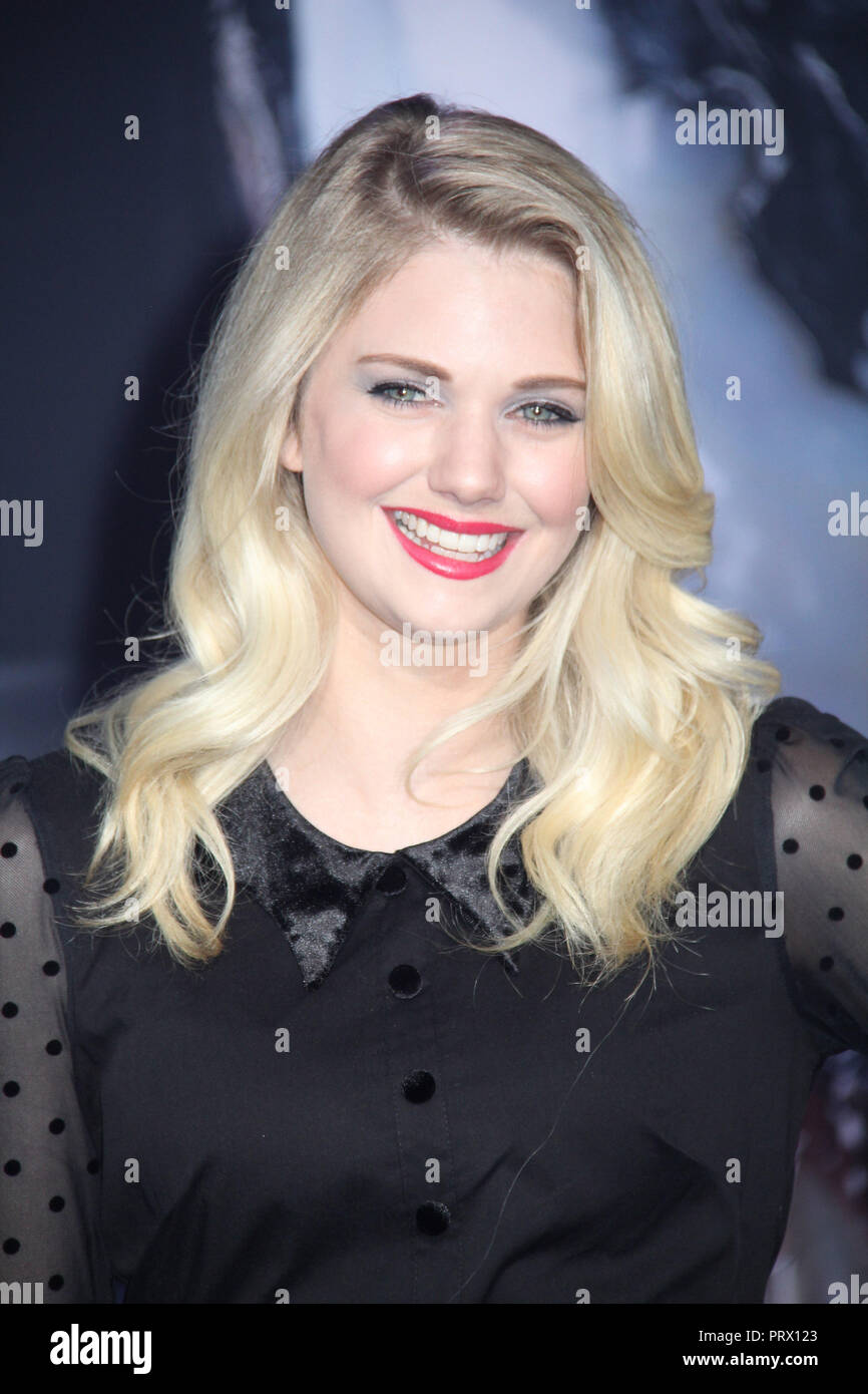 Katie Gill 10/01/2018 The World Premiere of "Venom" held at Regency ...