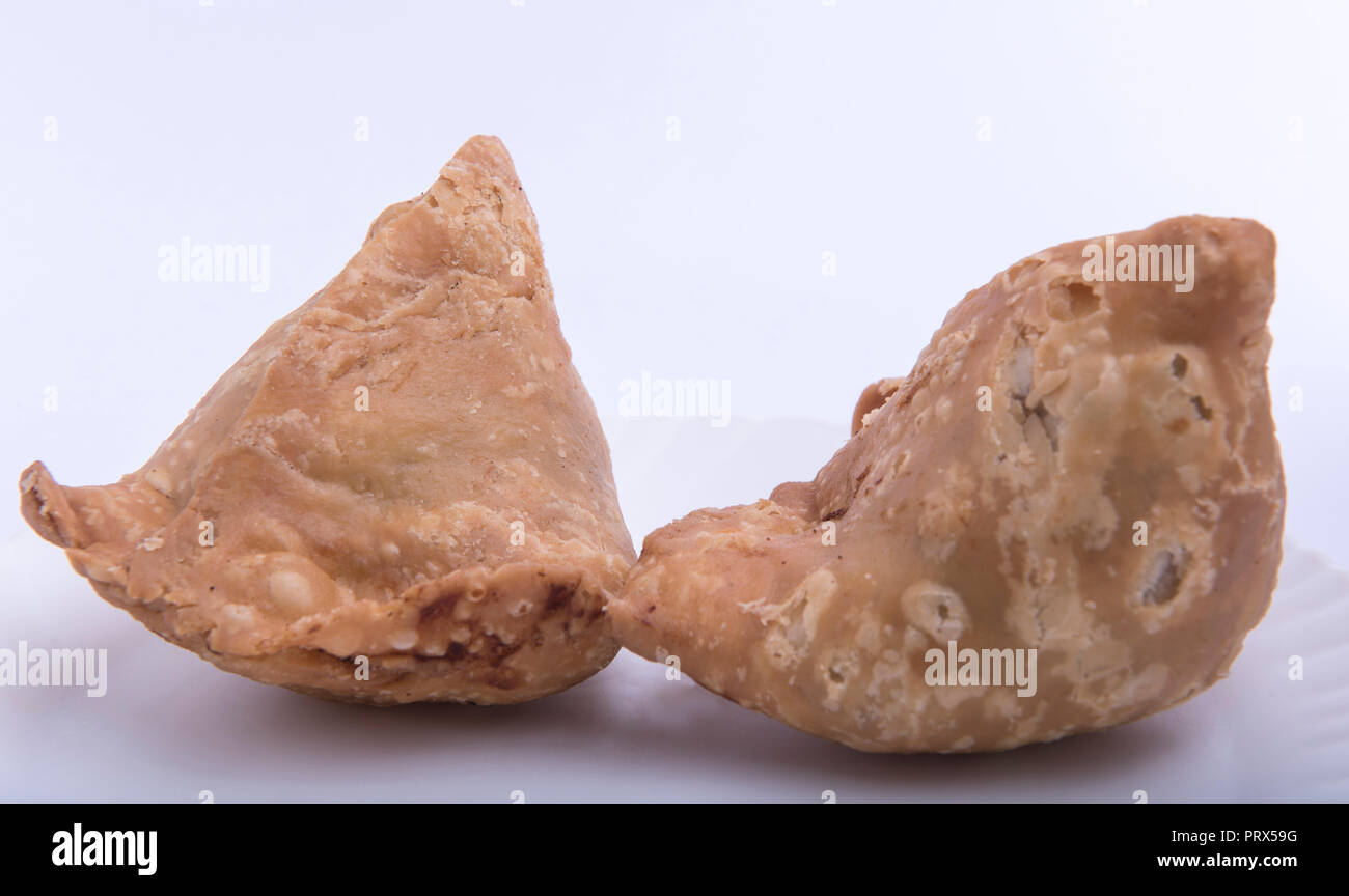 Mumbai samosa hi-res stock photography and images - Alamy