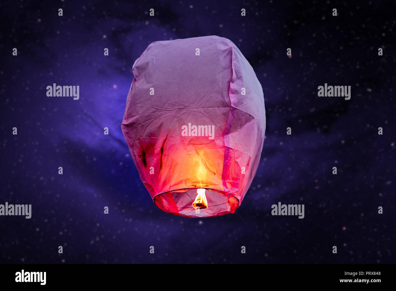 balloon fire flying lanterns, hot-air balloons Lantern flies up highly ...