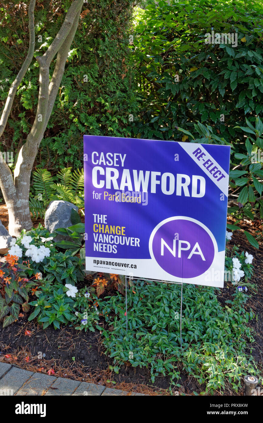 Campaign yard signs hi-res stock photography and images - Alamy