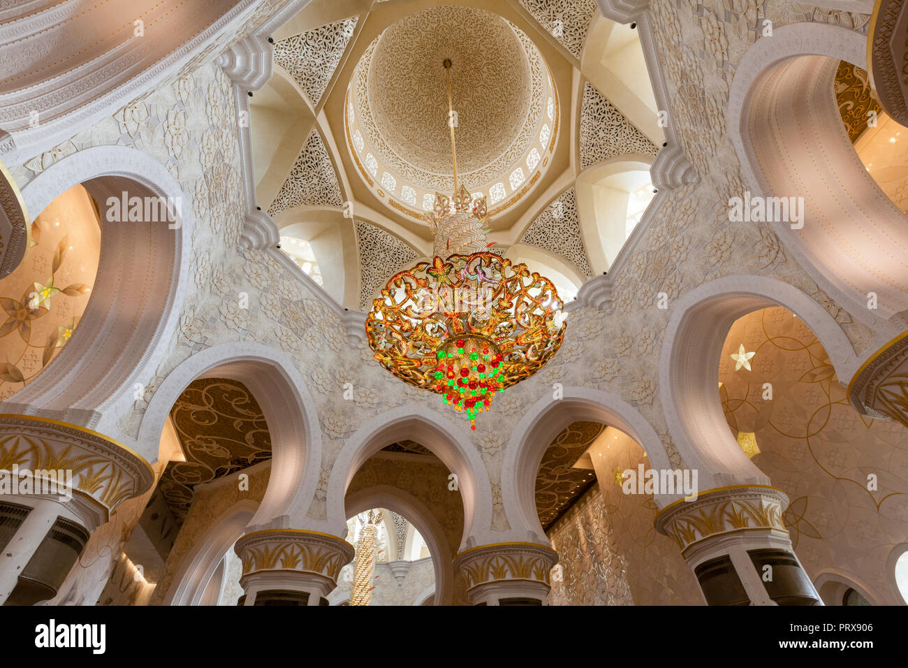 A Swarovski chandelier in the Sheikh Zayed Grand Mosque in Abu Dhabi ...