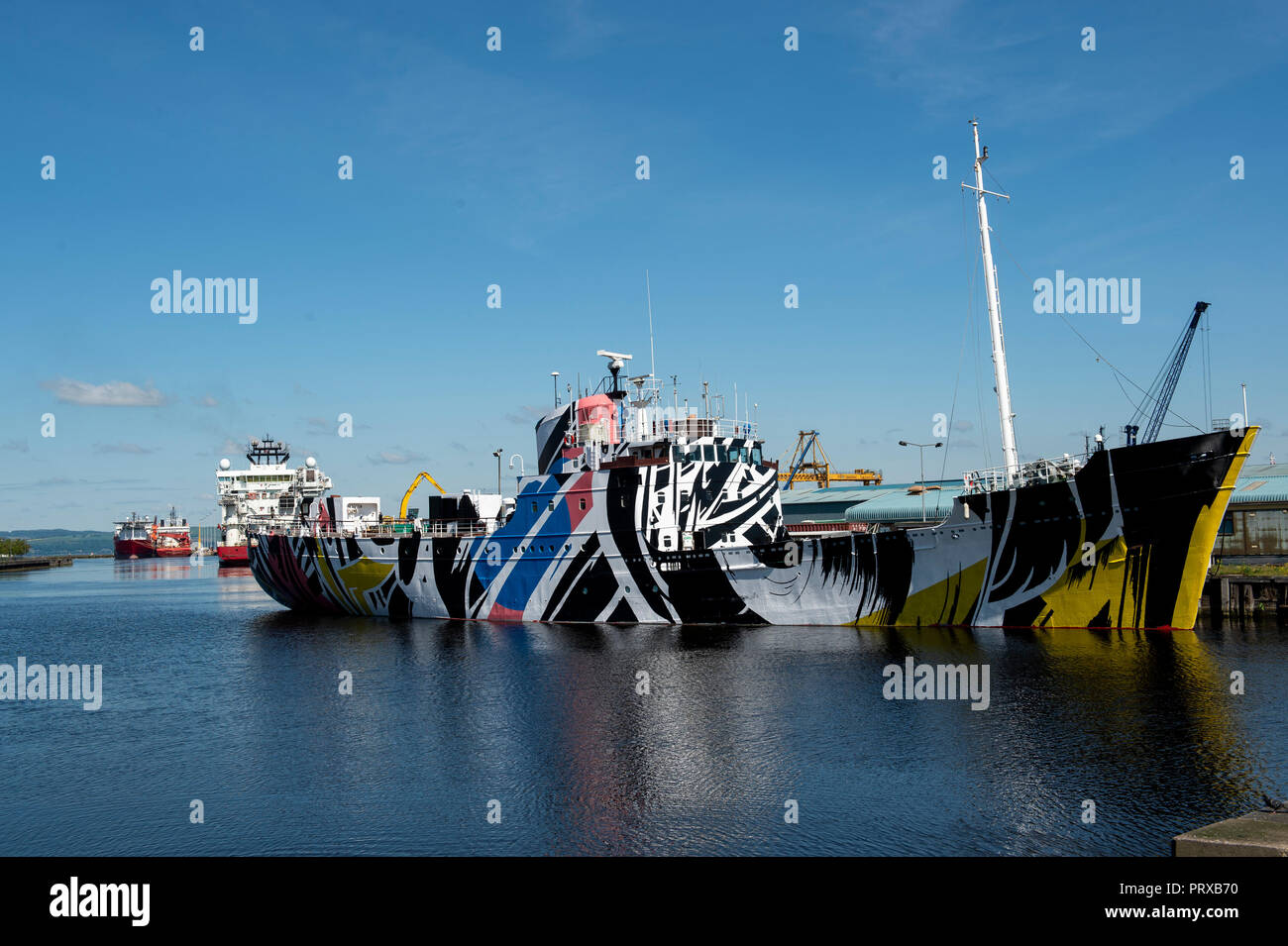 Dazzle ship in leith docks hi-res stock photography and images - Alamy