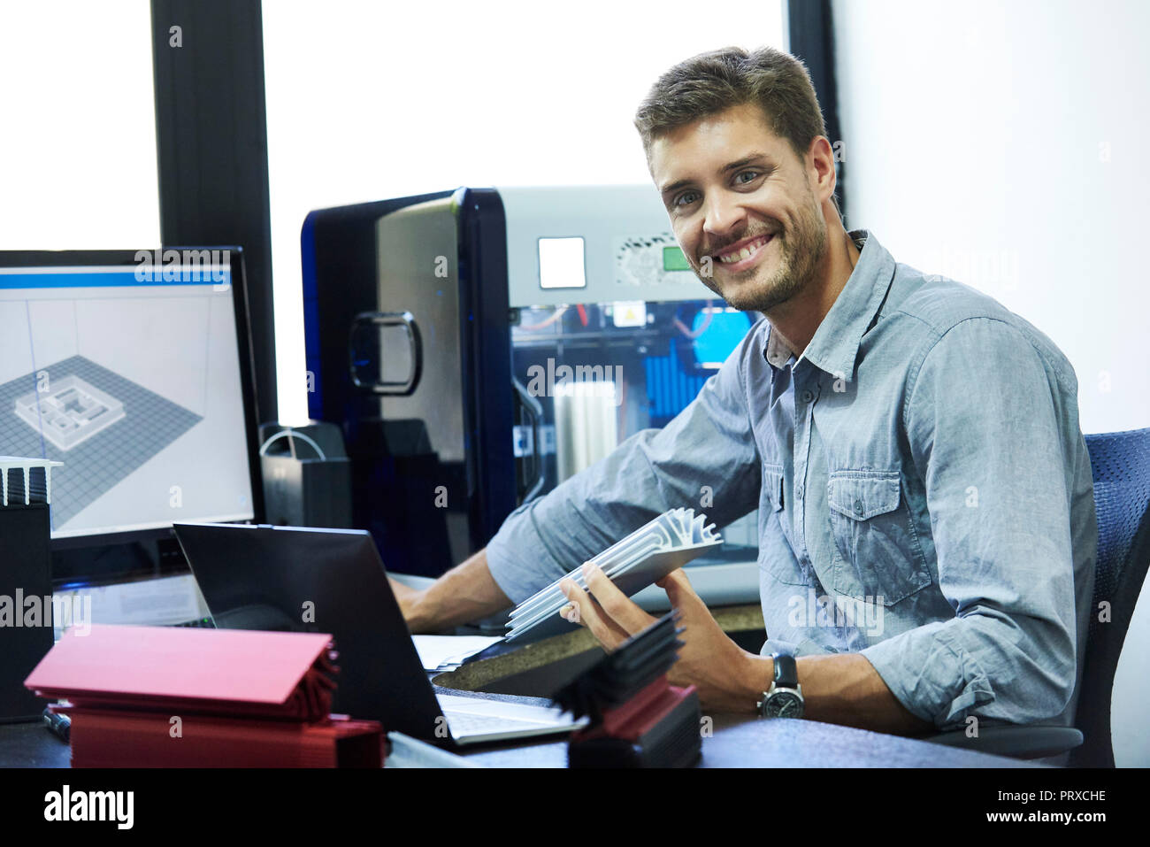 Engineer office industry computer hi-res stock photography and images ...