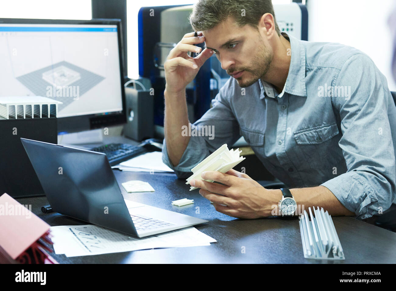 Computer thermal image hi-res stock photography and images - Alamy
