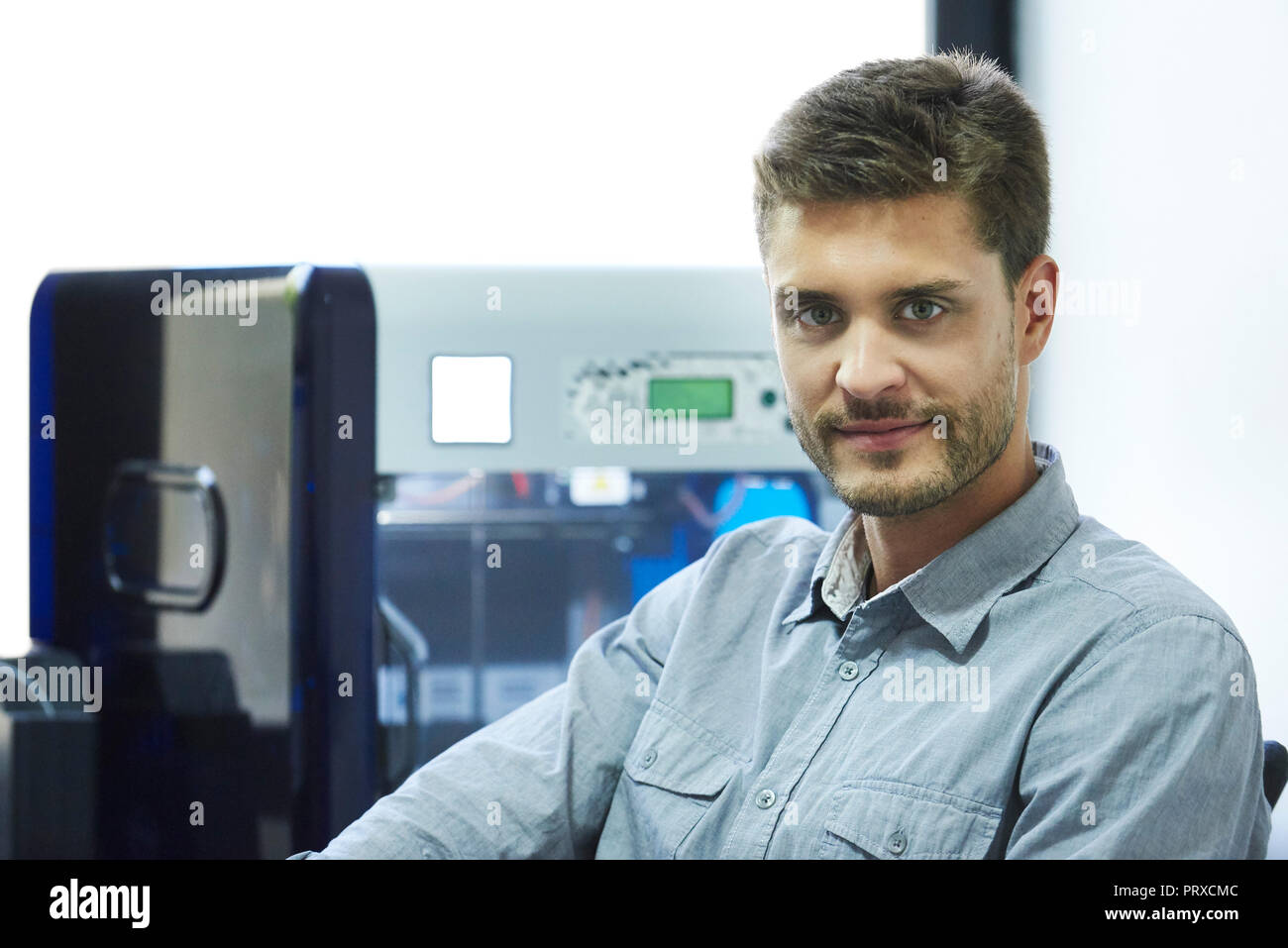 Engineer confidence hi-res stock photography and images - Alamy