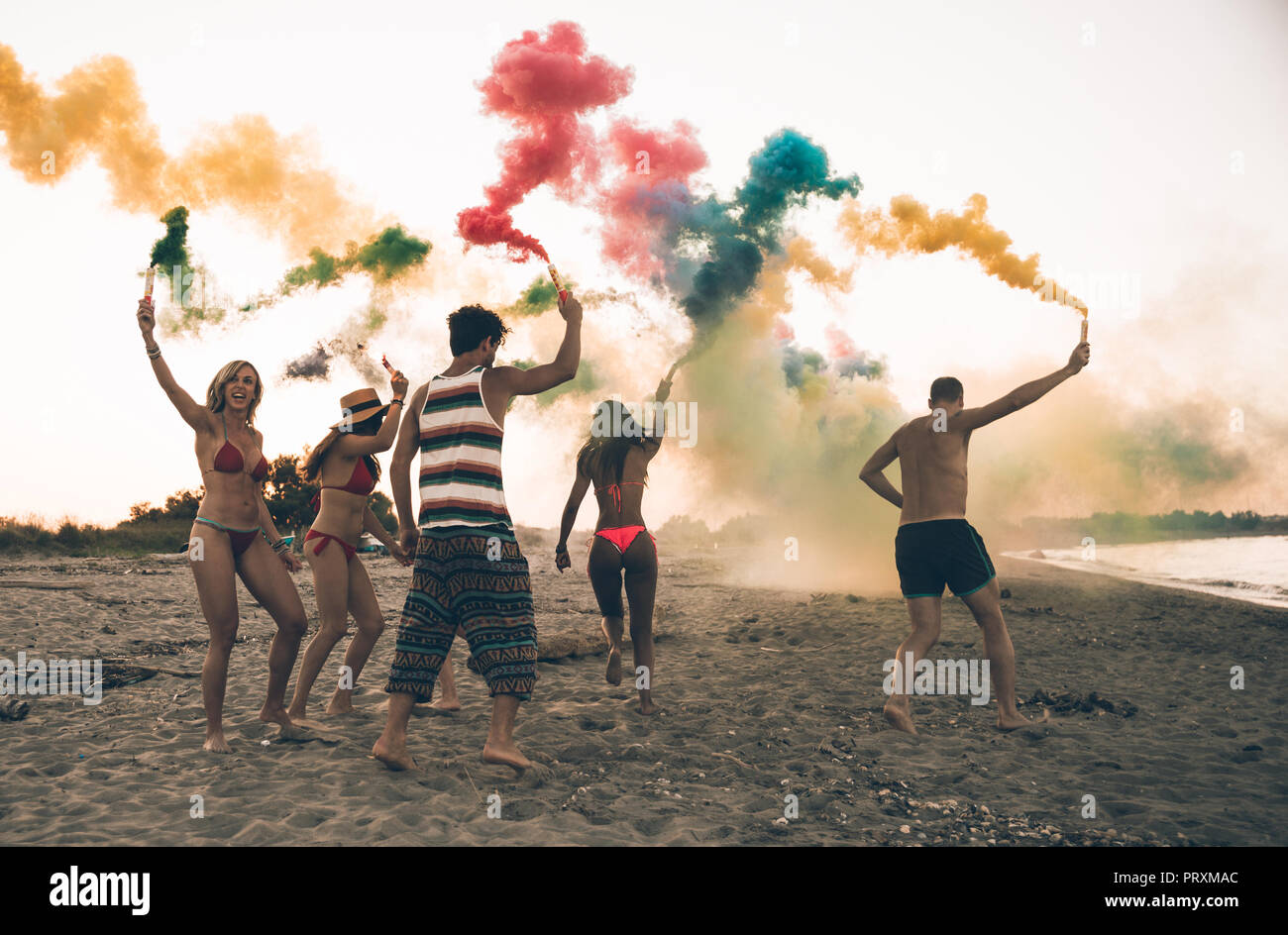 Wild party beach people hi-res stock photography and images - Alamy