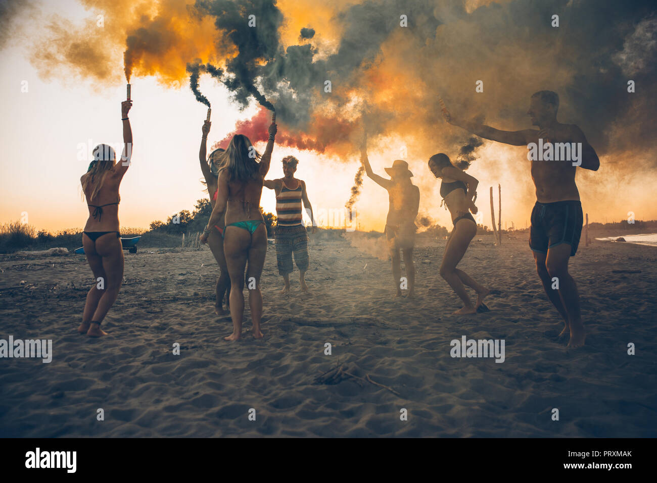 Wild party beach people hi-res stock photography and images - Alamy