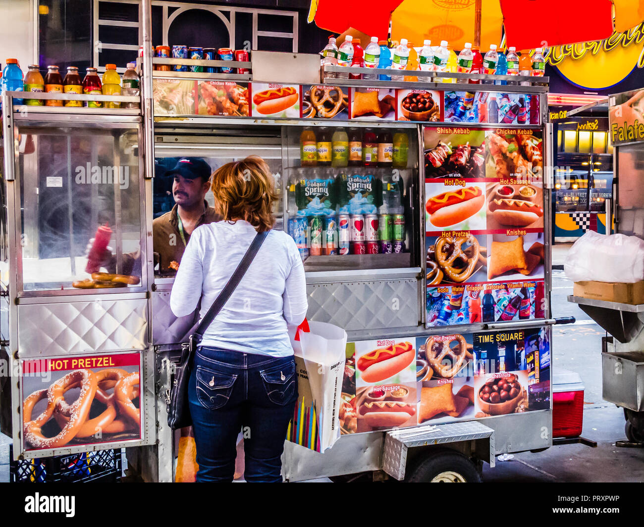 Times square hot dog hi-res stock photography and images - Alamy