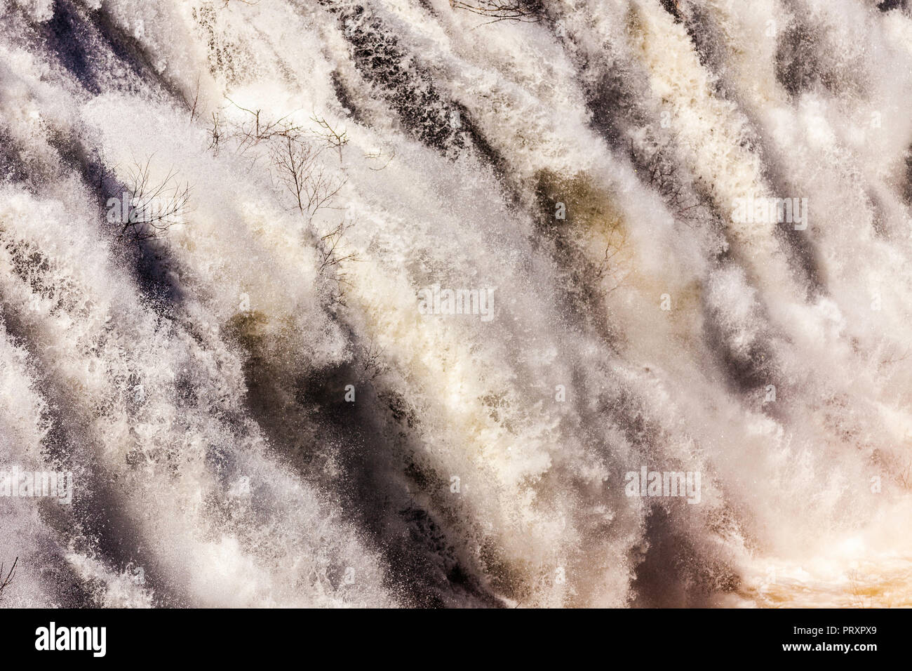 Hogback dam hi-res stock photography and images - Alamy