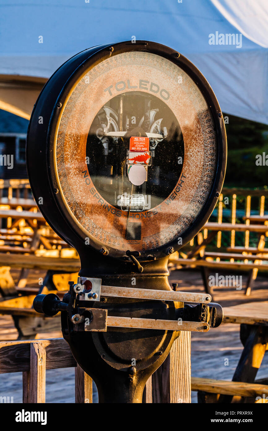 Toledo scale hi-res stock photography and images - Alamy