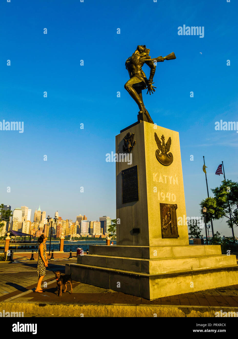Katyn memorial hi-res stock photography and images - Alamy