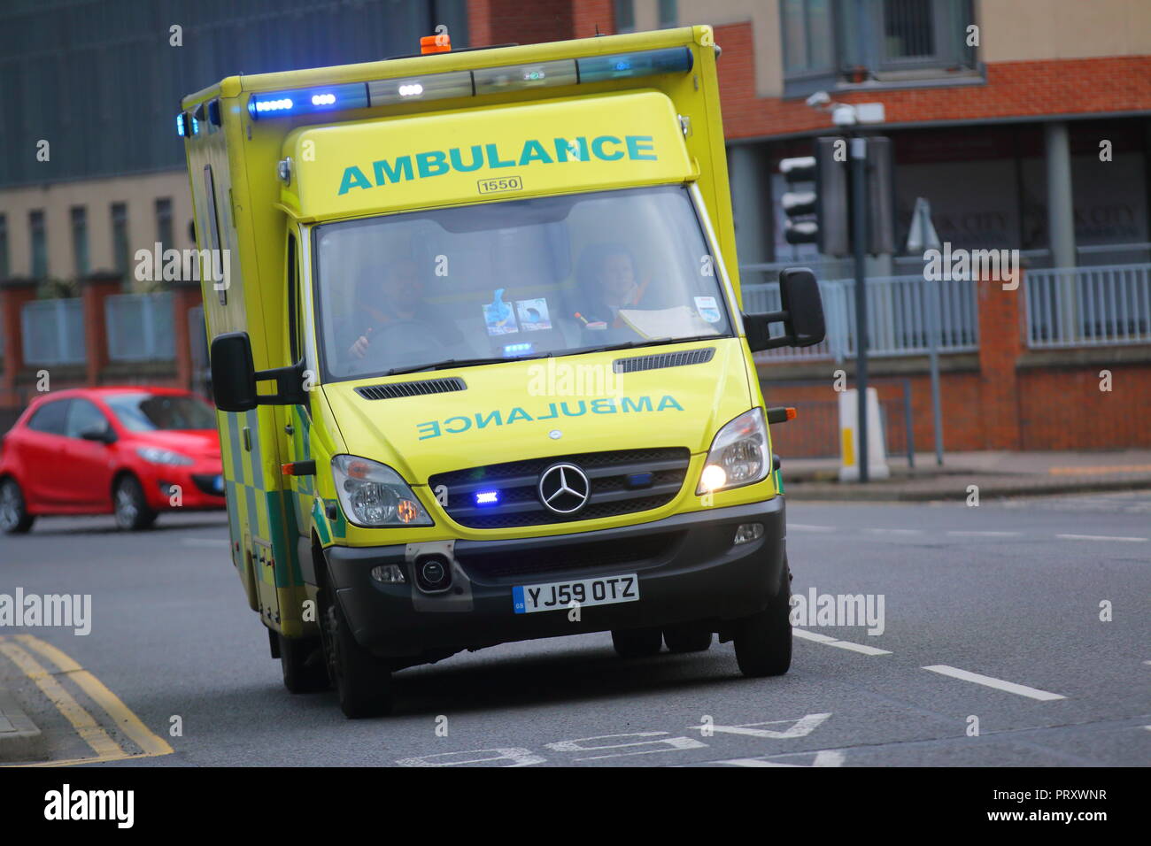 Mercedes ambulance hi-res stock photography and images - Alamy