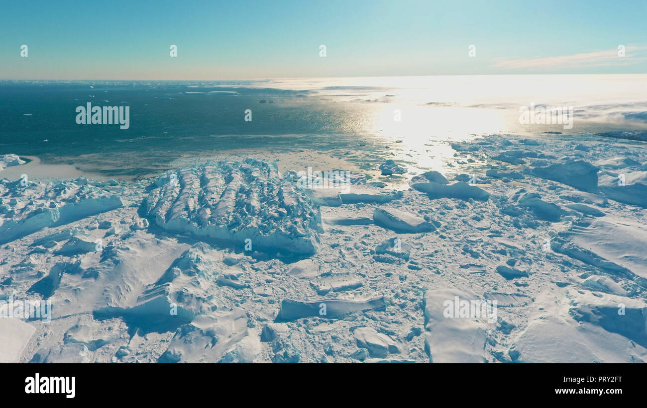 Old ship iceberg hi-res stock photography and images - Alamy