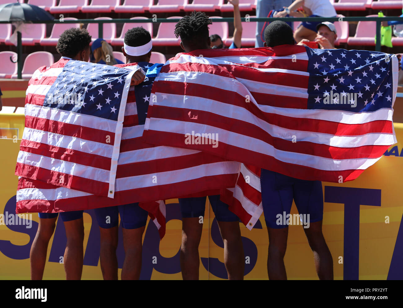 American team win relay race Stock Photo - Alamy
