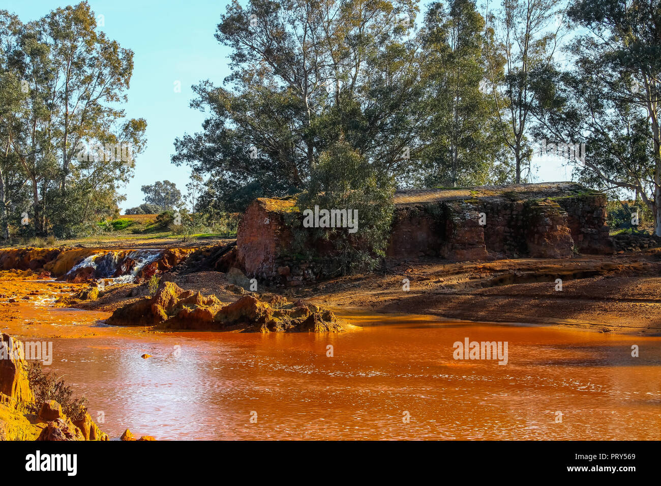 Red river waterfall Stock Photo - Alamy