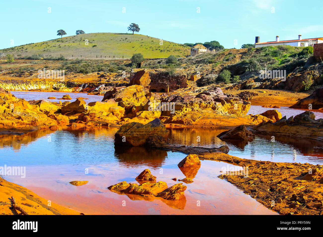 Red river waterfall Stock Photo - Alamy