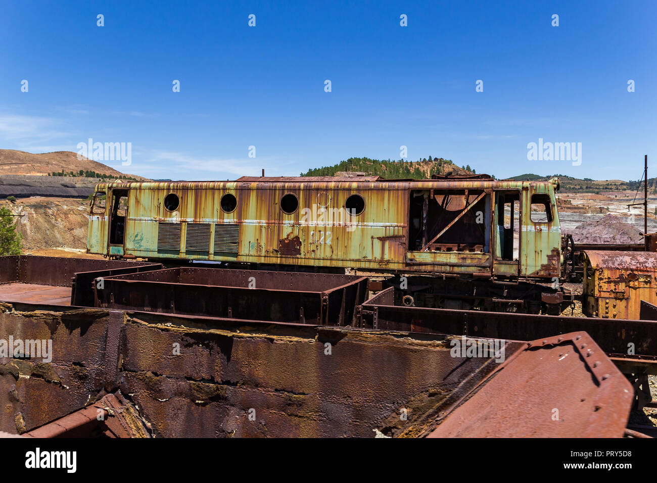 Rusty diesel locomotive Stock Photo - Alamy