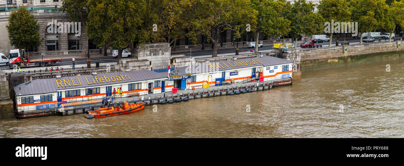 E Class lifeboat 'Hurley Burley', River Thames RNLI lifeboat pier Tower ...