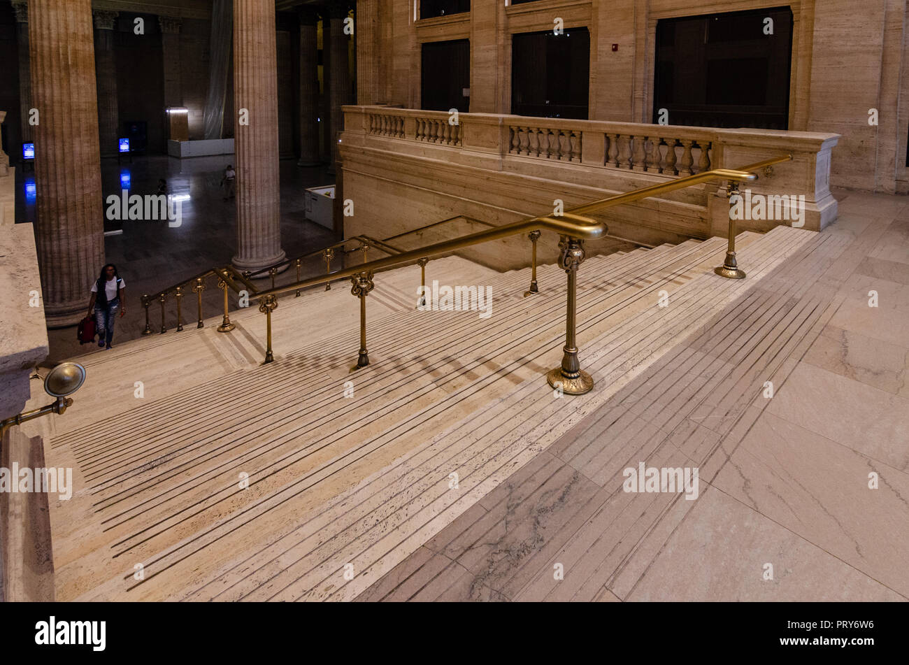 The steps of Chicago Union Station in Chicago, Illinois Stock Photo - Alamy