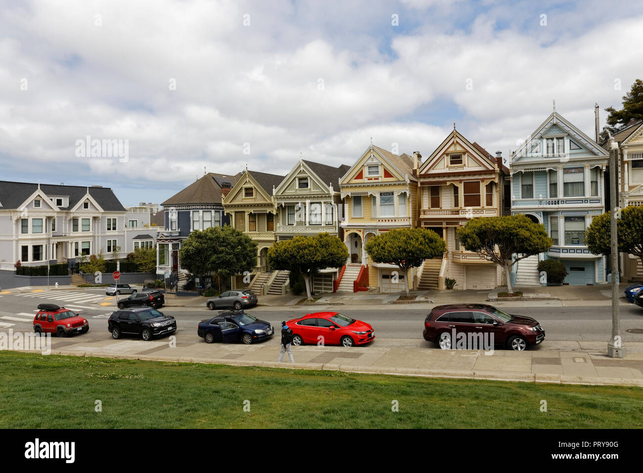 San Francisco, USA: May 14, 2018: Painted Ladies Famous Victorian Row ...