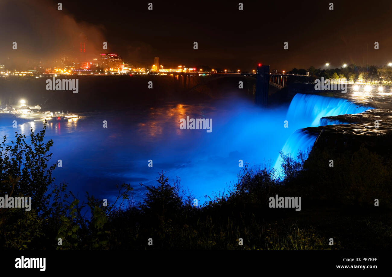 Niagara Falls at night Stock Photo - Alamy