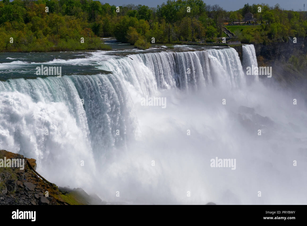 Powerful Niagara Falls Whitewater Waterfall Falling Over Steep Cliff ...