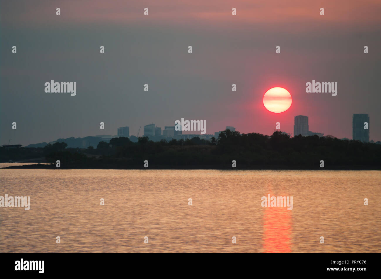 Sunset Darwin High Resolution Stock Photography and Images - Alamy