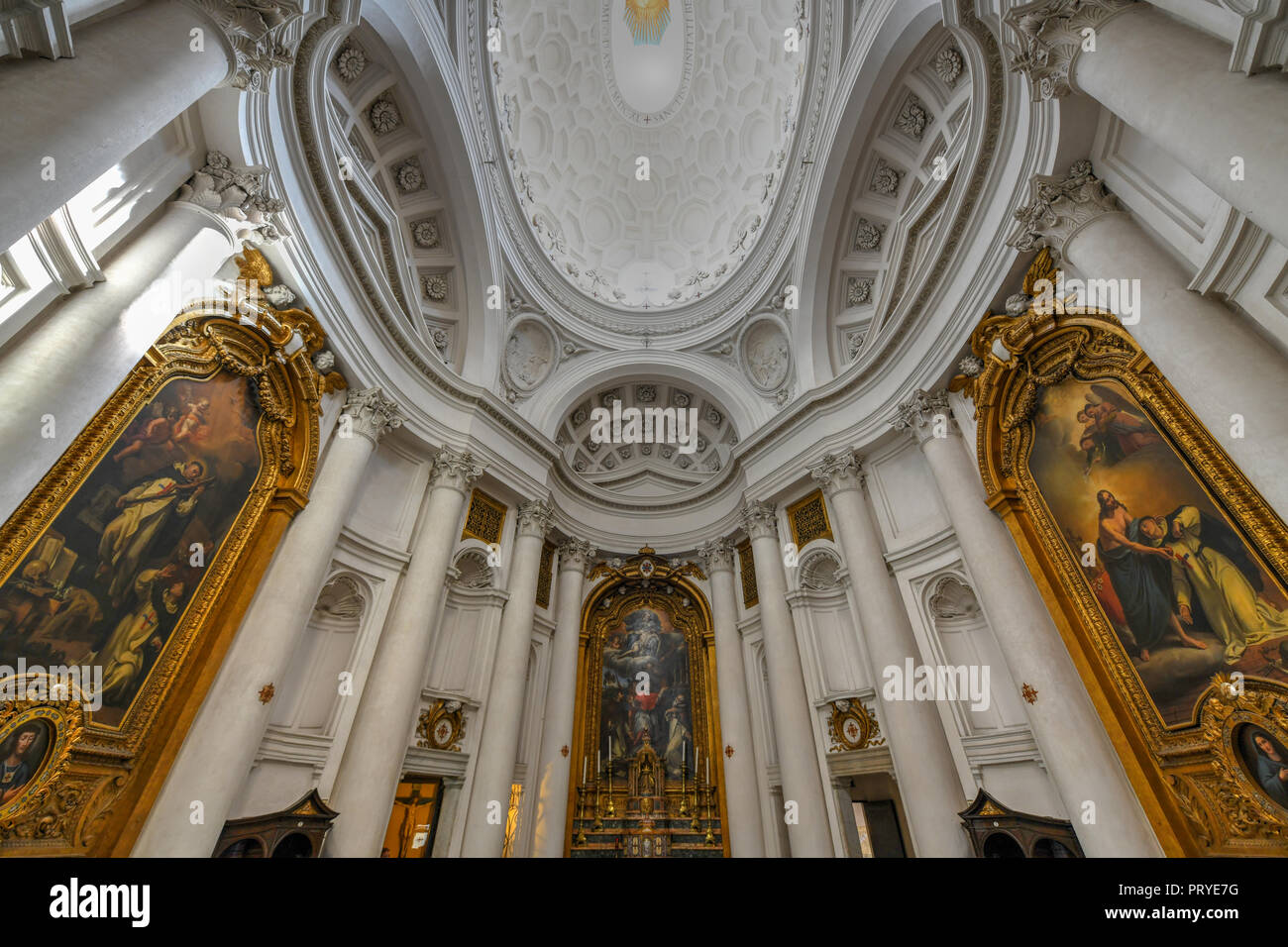 San carlo alle quattro fontane interior hi-res stock photography and ...