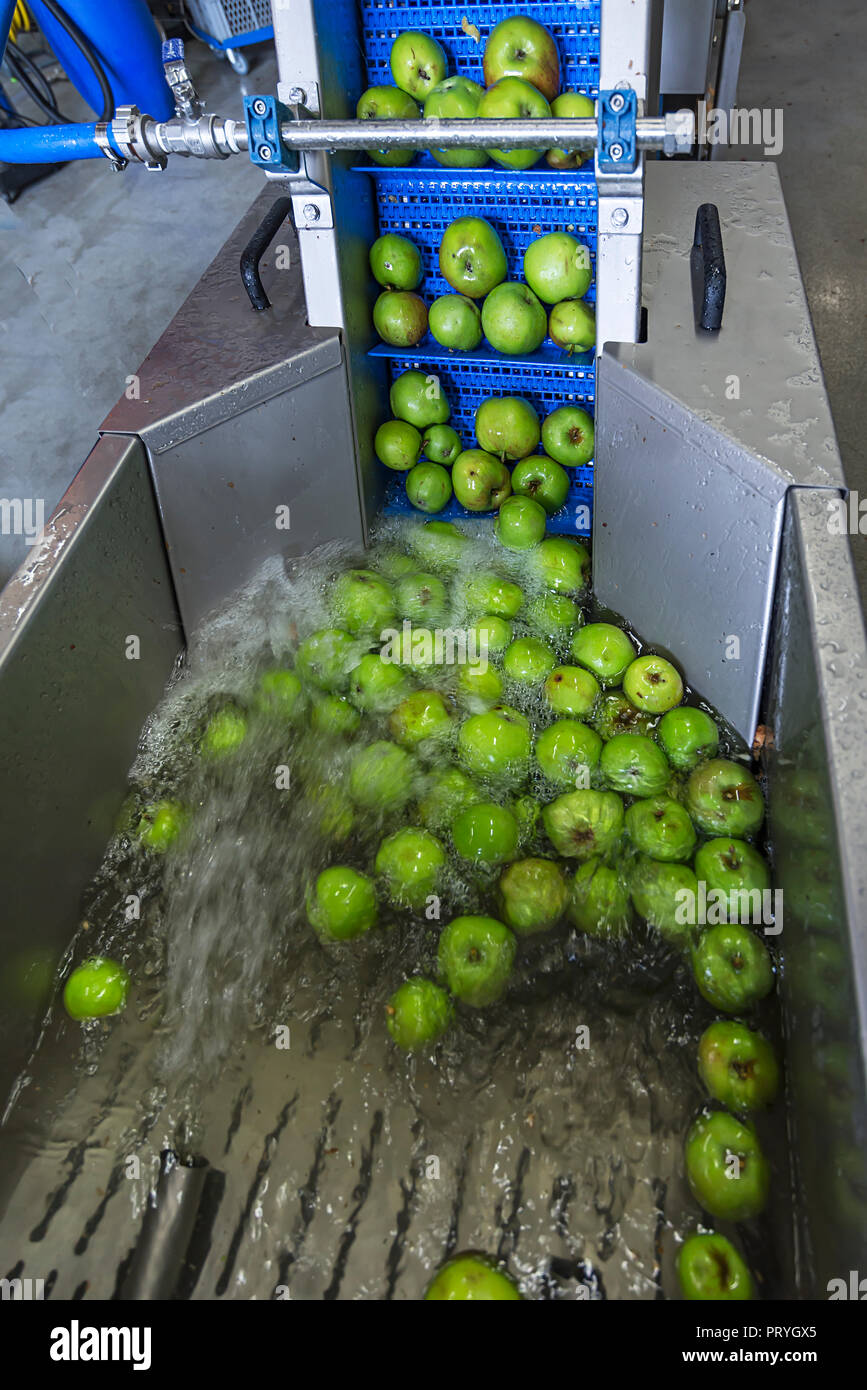 Juice factory hi-res stock photography and images - Alamy