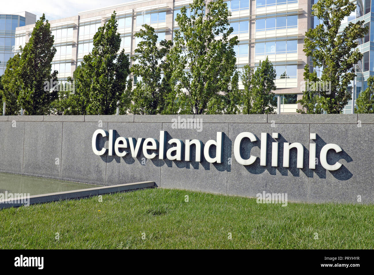 Medical clinic logo hi-res stock photography and images - Alamy