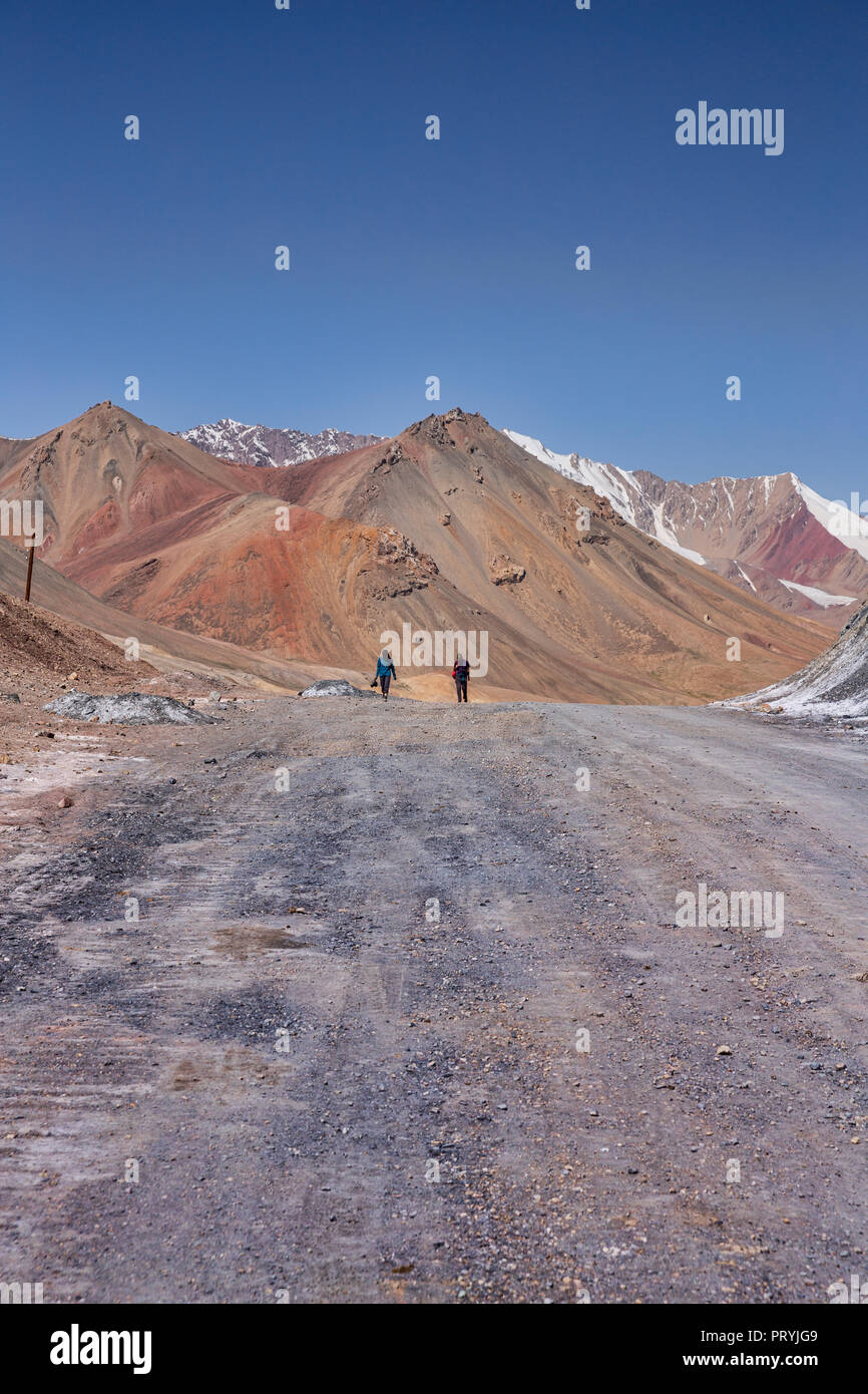 Walking pamir hi-res stock photography and images - Alamy