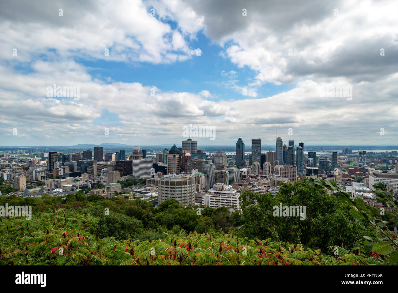 Montreal french architecture hi-res stock photography and images - Alamy
