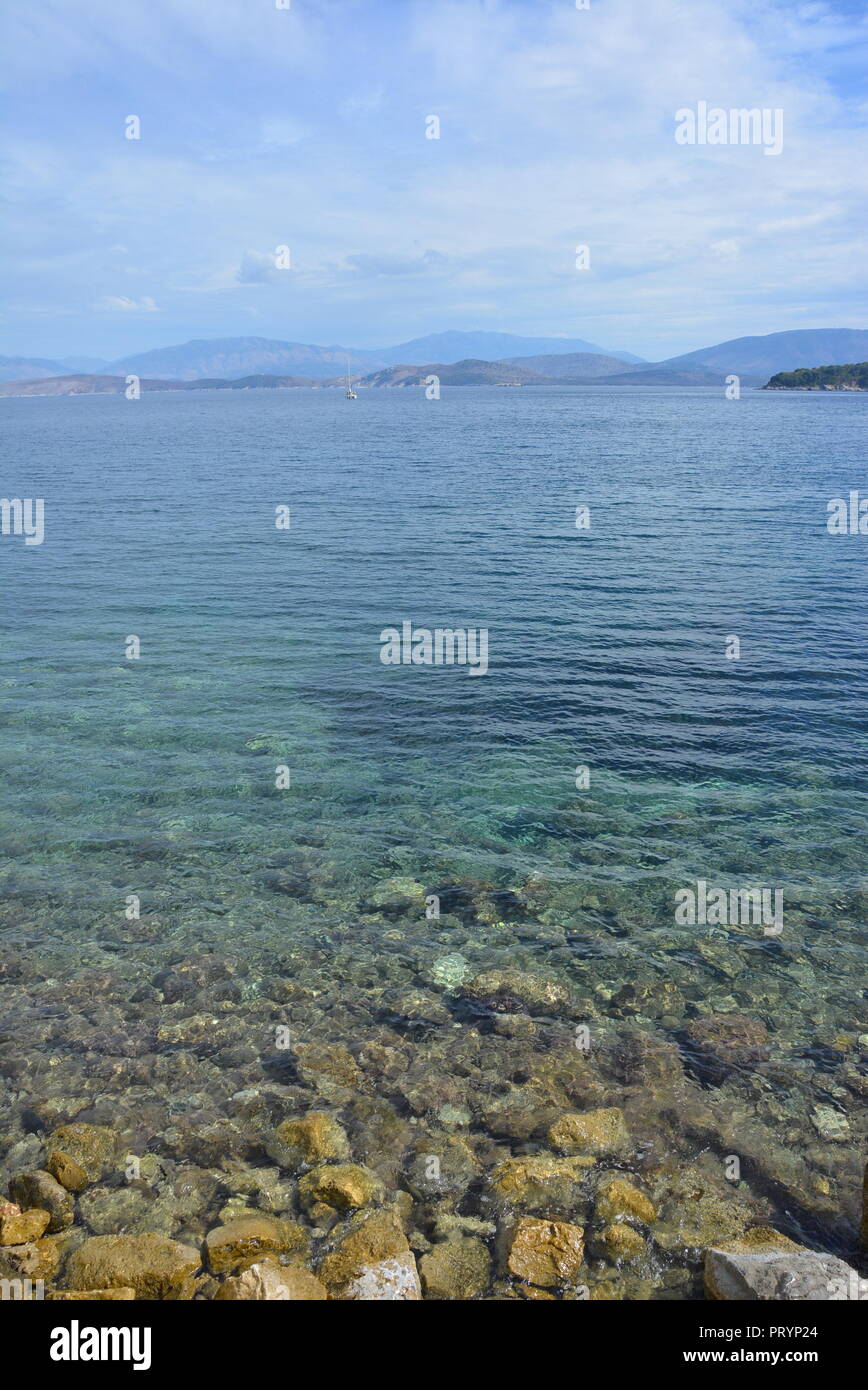 Blue waters greece hi-res stock photography and images - Alamy