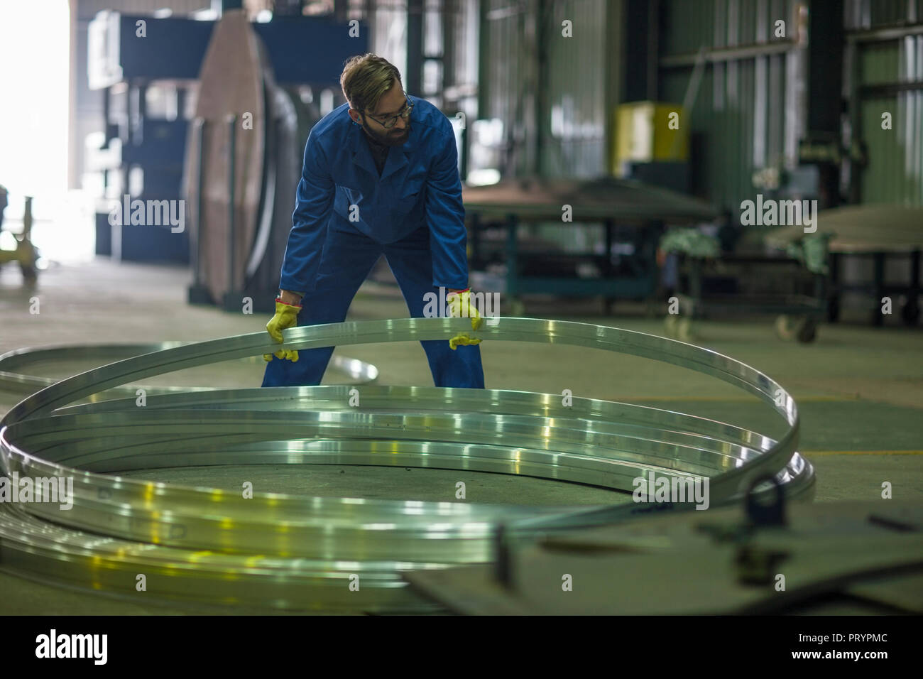 Steel worker working hi-res stock photography and images - Alamy