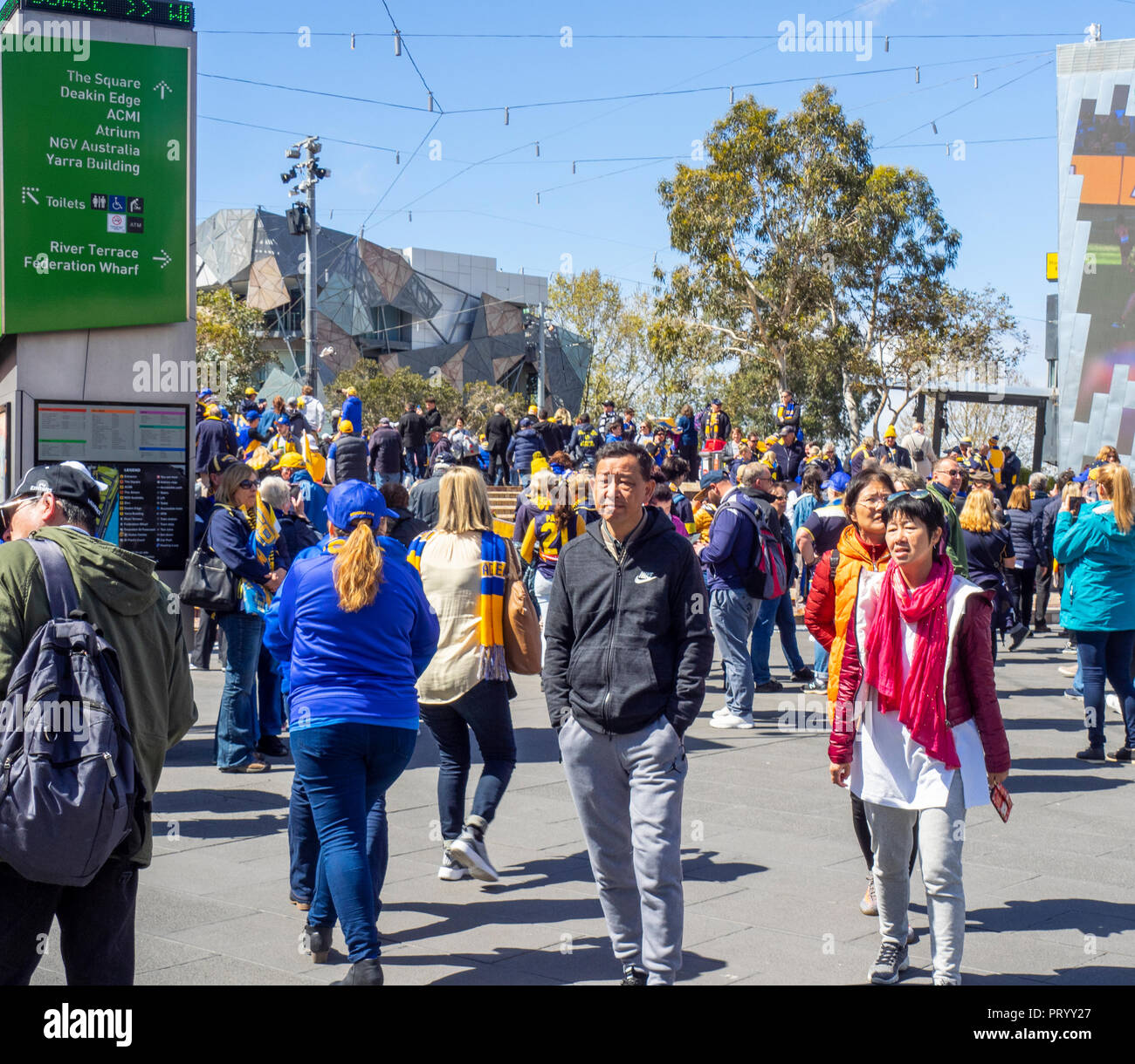 Football fans meeting place hi-res stock photography and images - Alamy