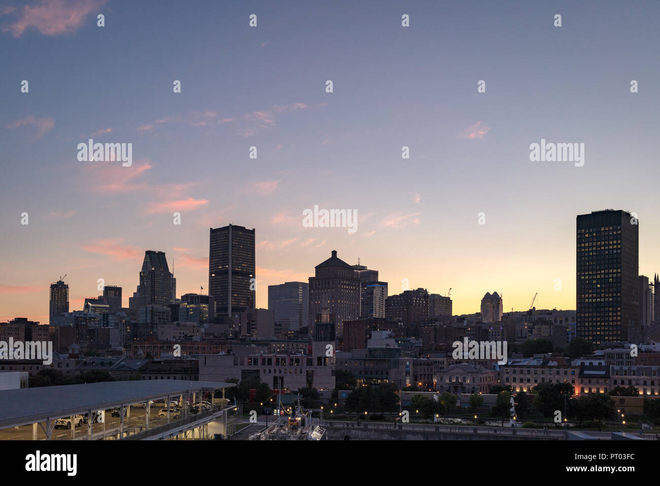 Montreal harbor scenery hi-res stock photography and images - Alamy