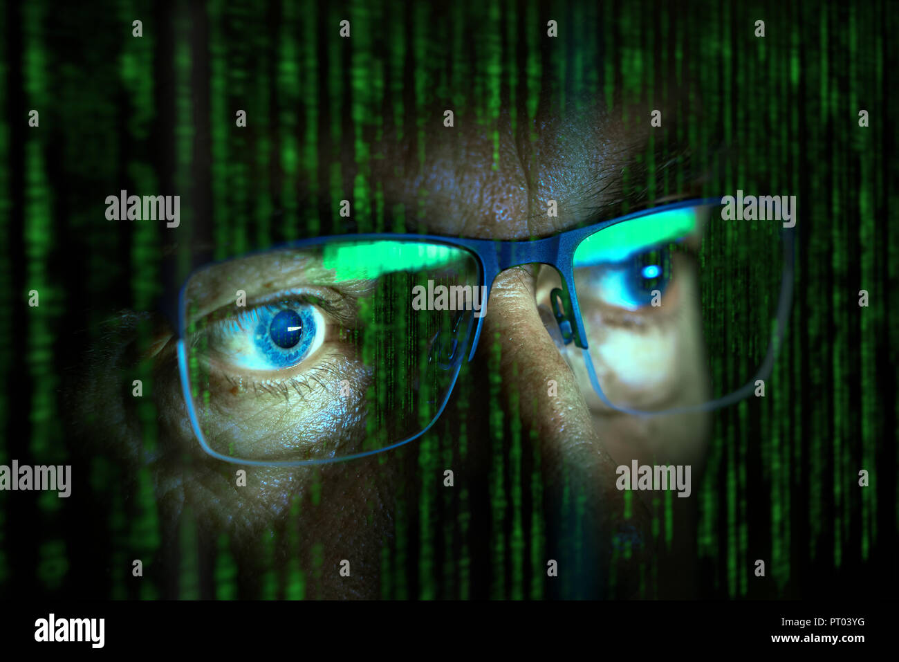 Hacker code hi-res stock photography and images - Alamy