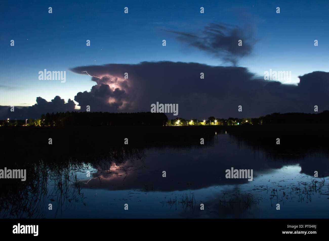 Beautiful storm hi-res stock photography and images - Alamy