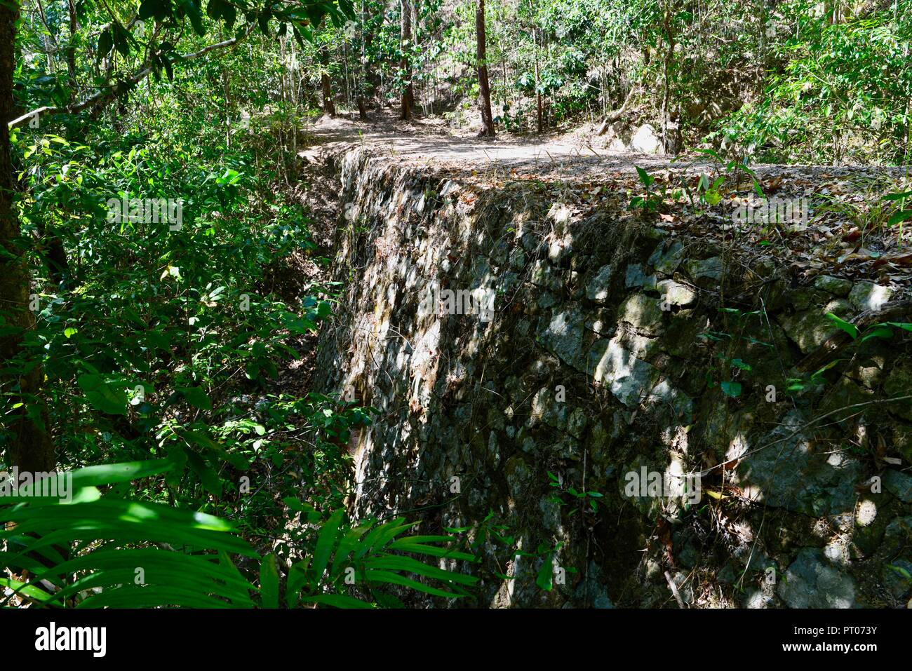 Stone-pitched bridge made from Scottish stone at Dalrymple gap, QLD ...
