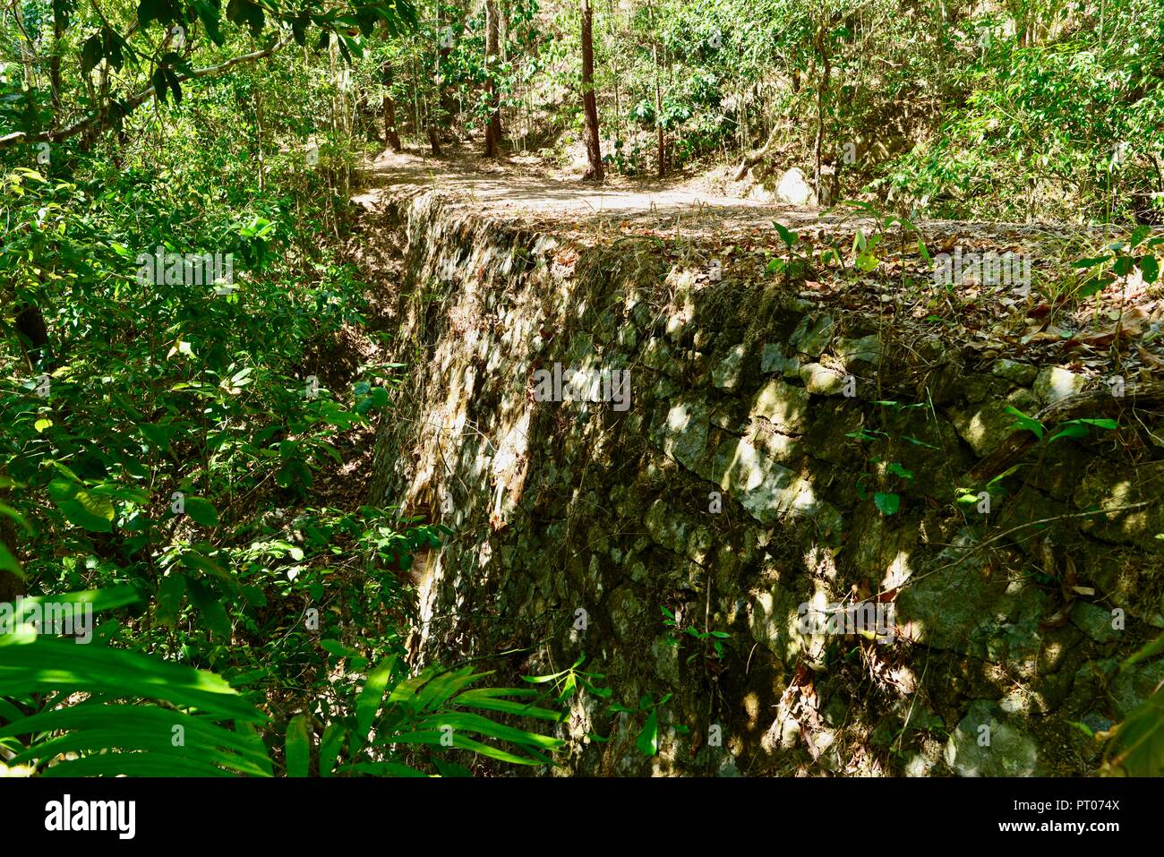 Stone-pitched bridge made from Scottish stone at Dalrymple gap, QLD ...