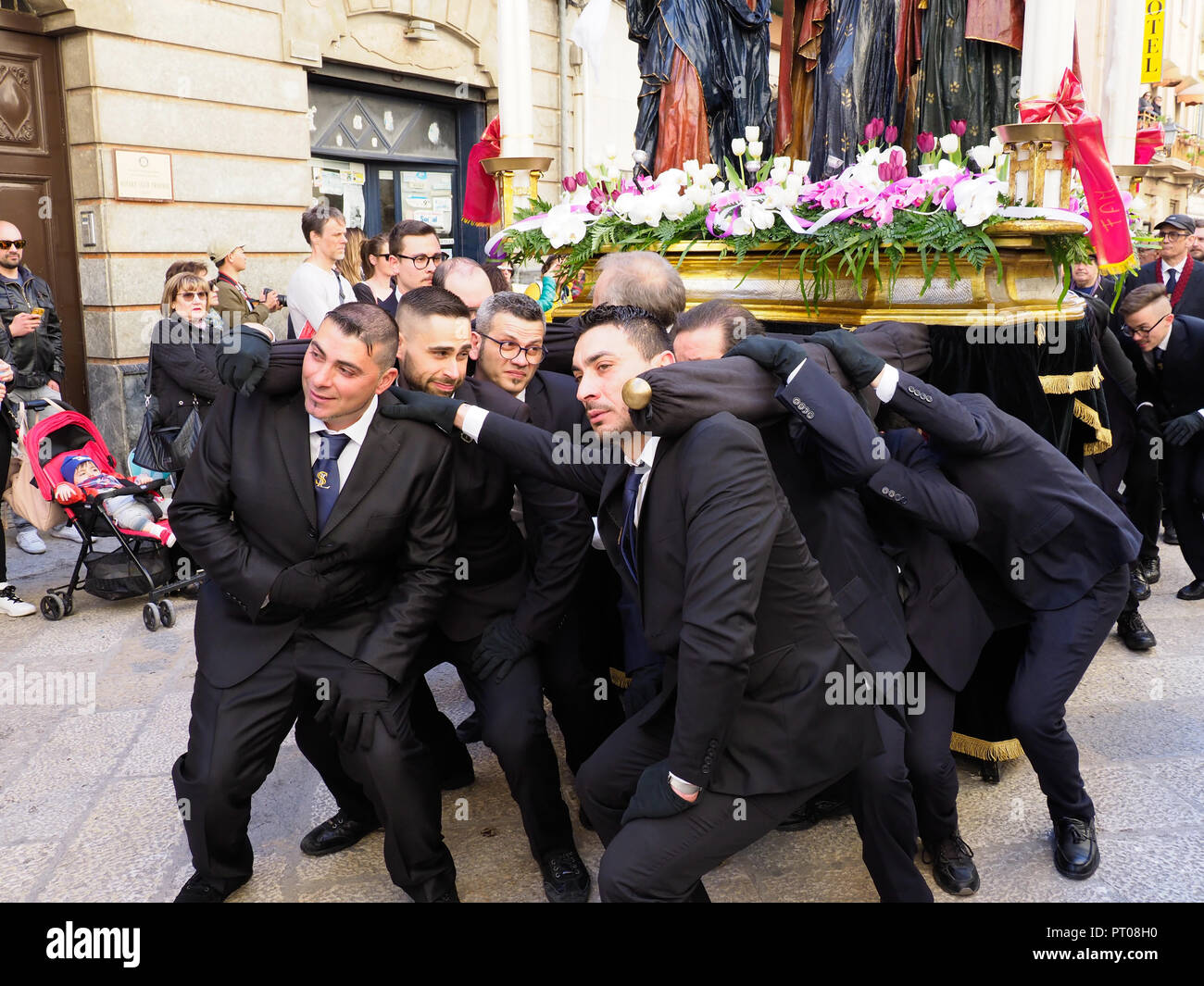 Easter celebrations in Trapani,Sicily 2018 Stock Photo - Alamy